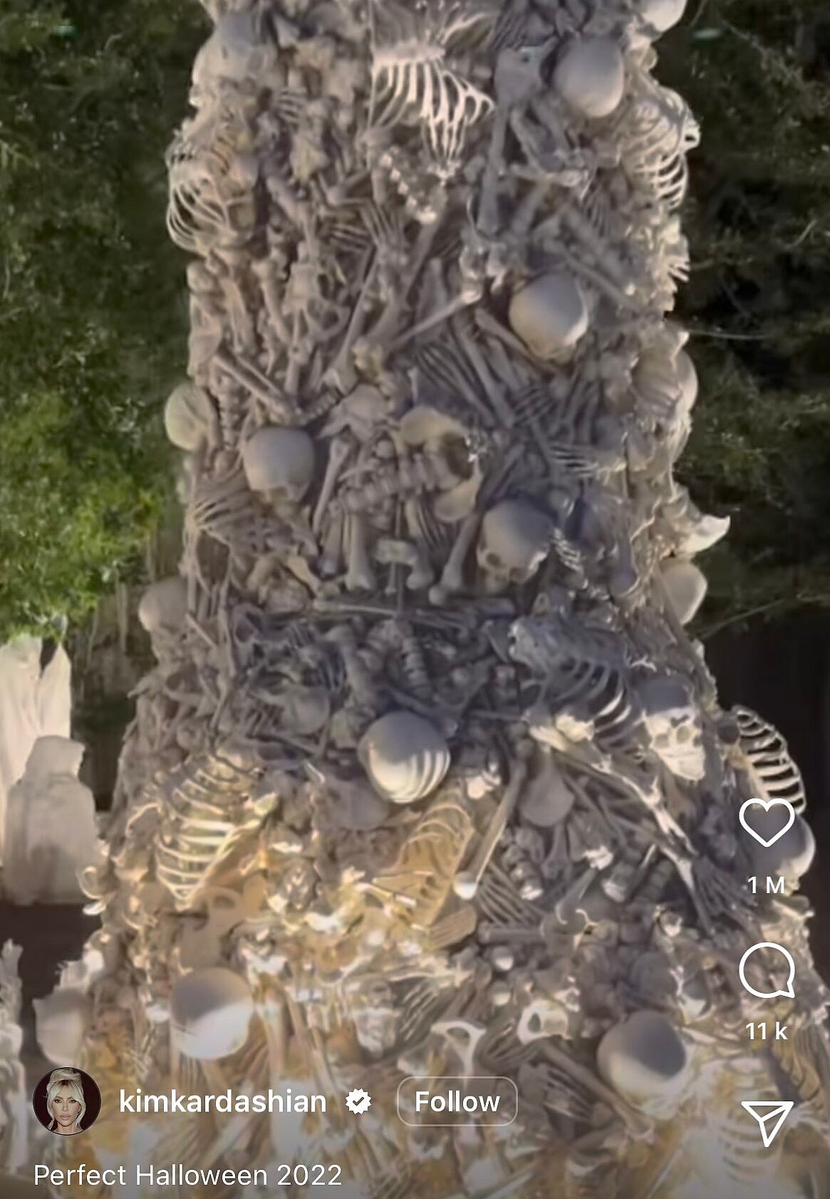 Kim Kardashian Shows Off INSANE Spooky Season Decor