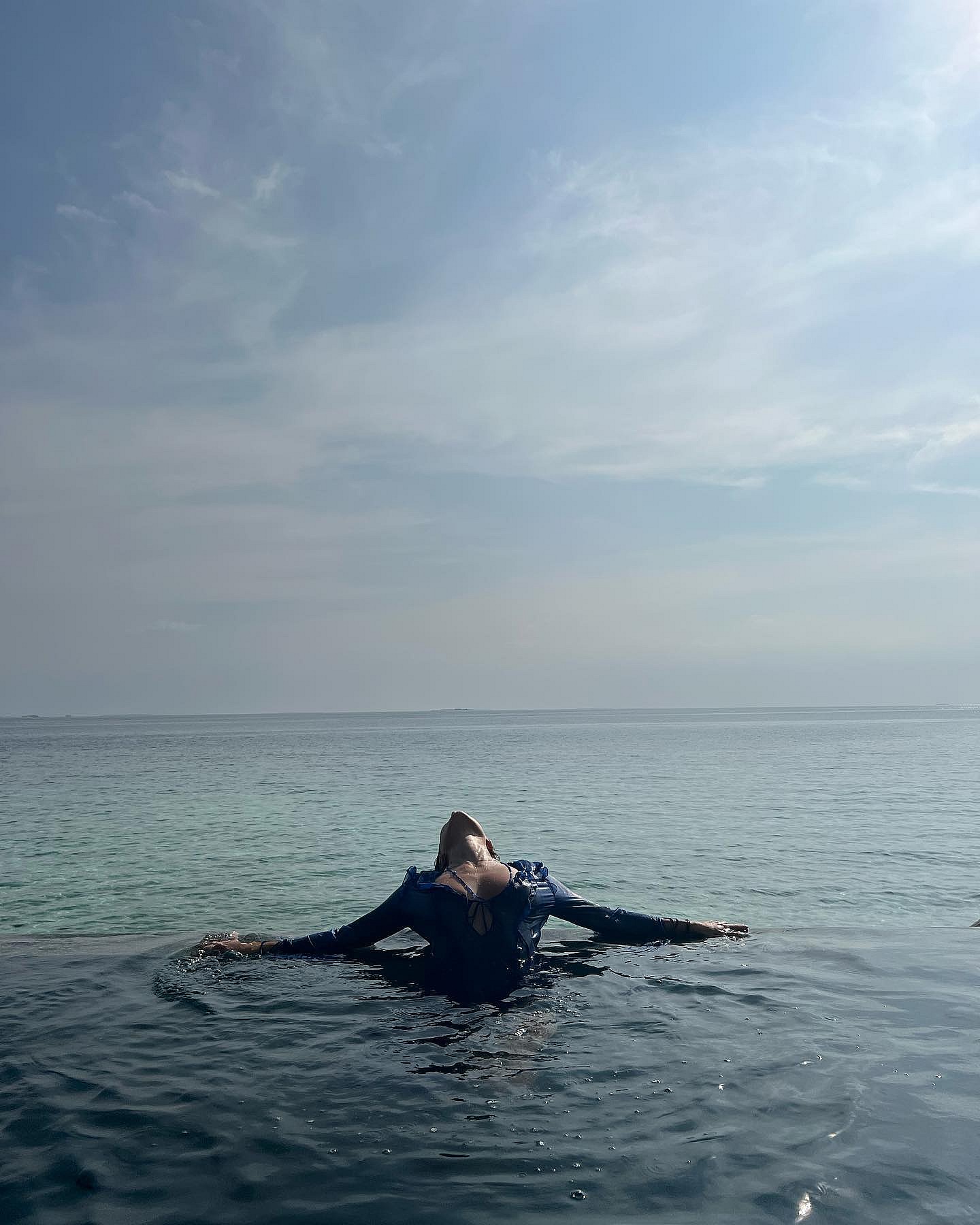 Model Nicole Poturalski Poses Topless In Her 'Fav Spot'
