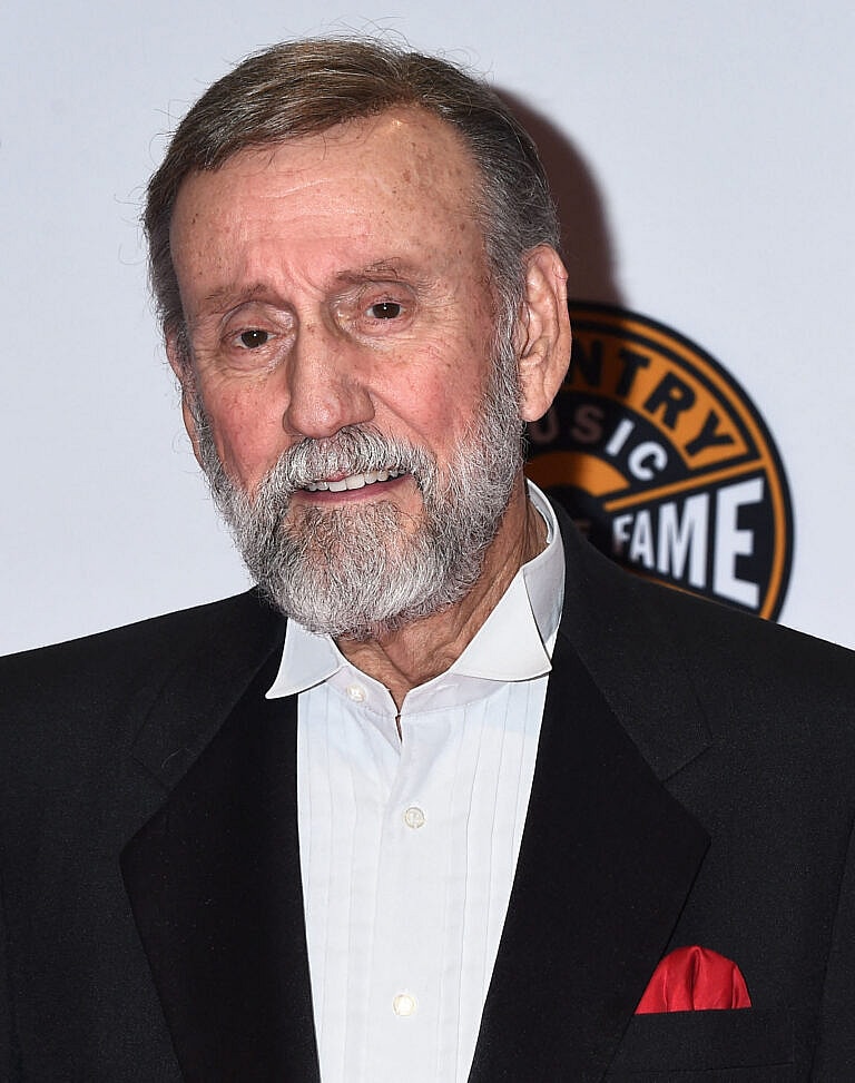 Ray Stevens Left With Broken Neck After Nasty Fall