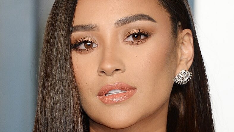 Shay Mitchell Running In 'Baywatch' Swimsuit Is 'Pocahontas'