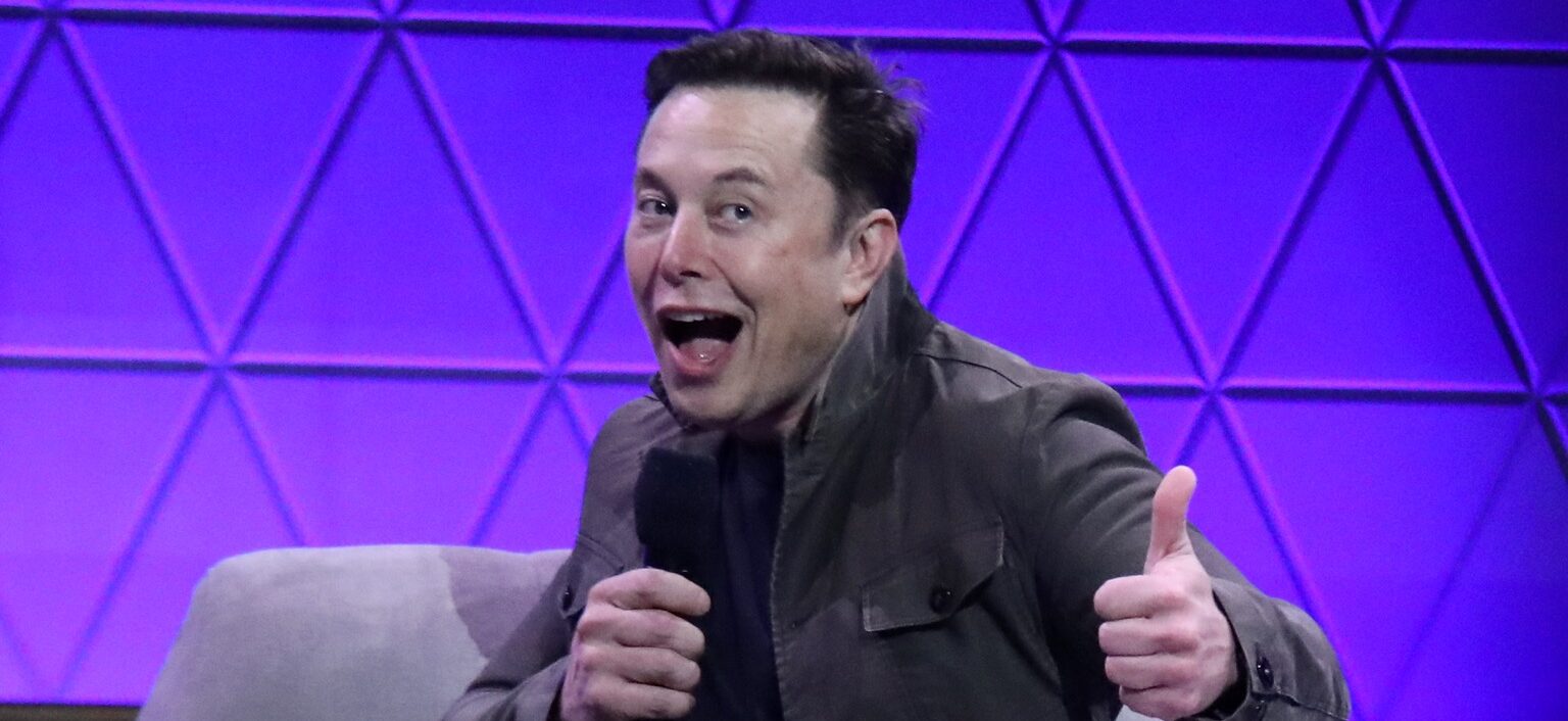 Elon Musk Gets Twitter For $44B Post Legal Battle, Fires Top Execs