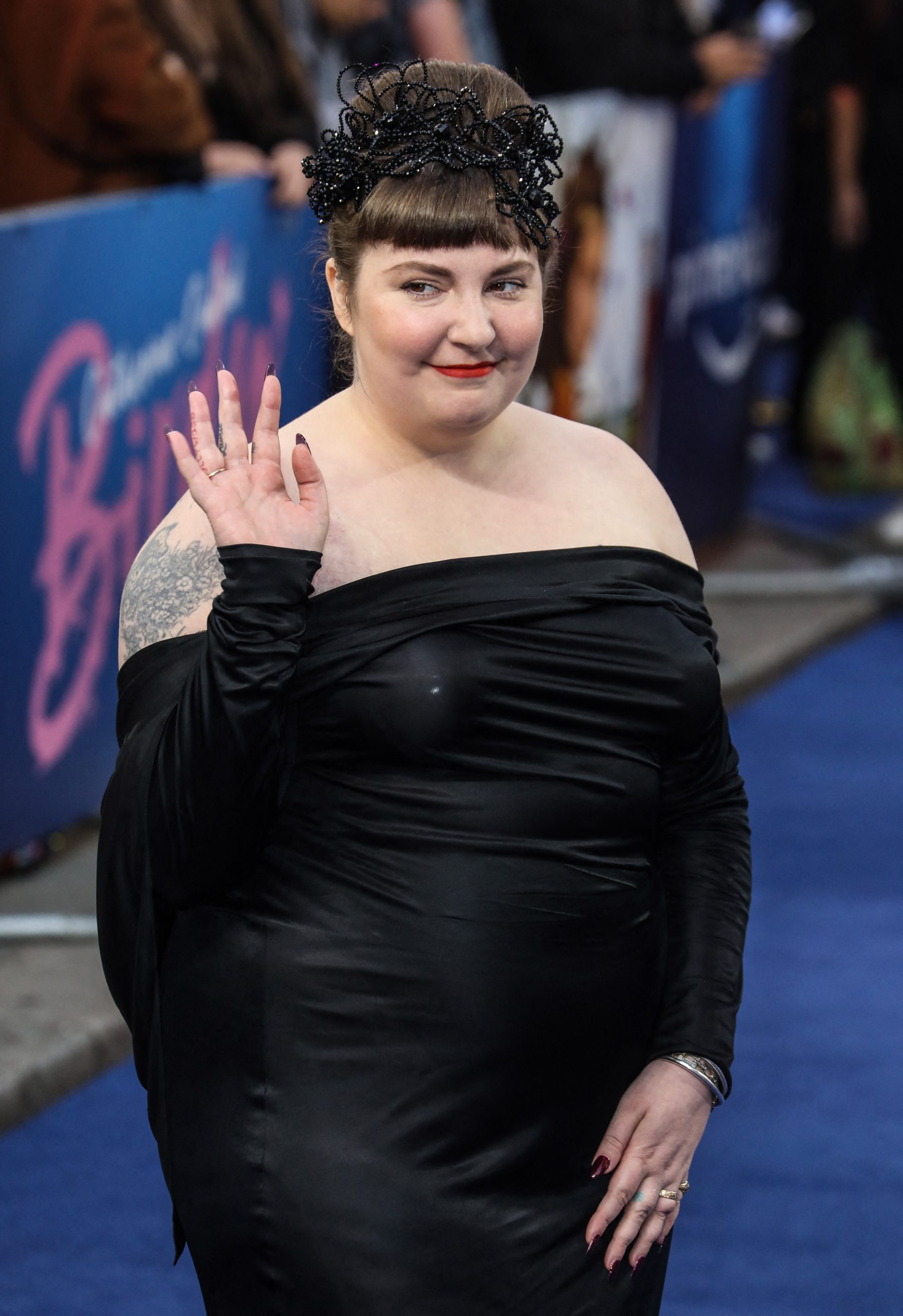 Actress Lena Dunham Boldly Dons 'Naked' Illusion Dress At Event