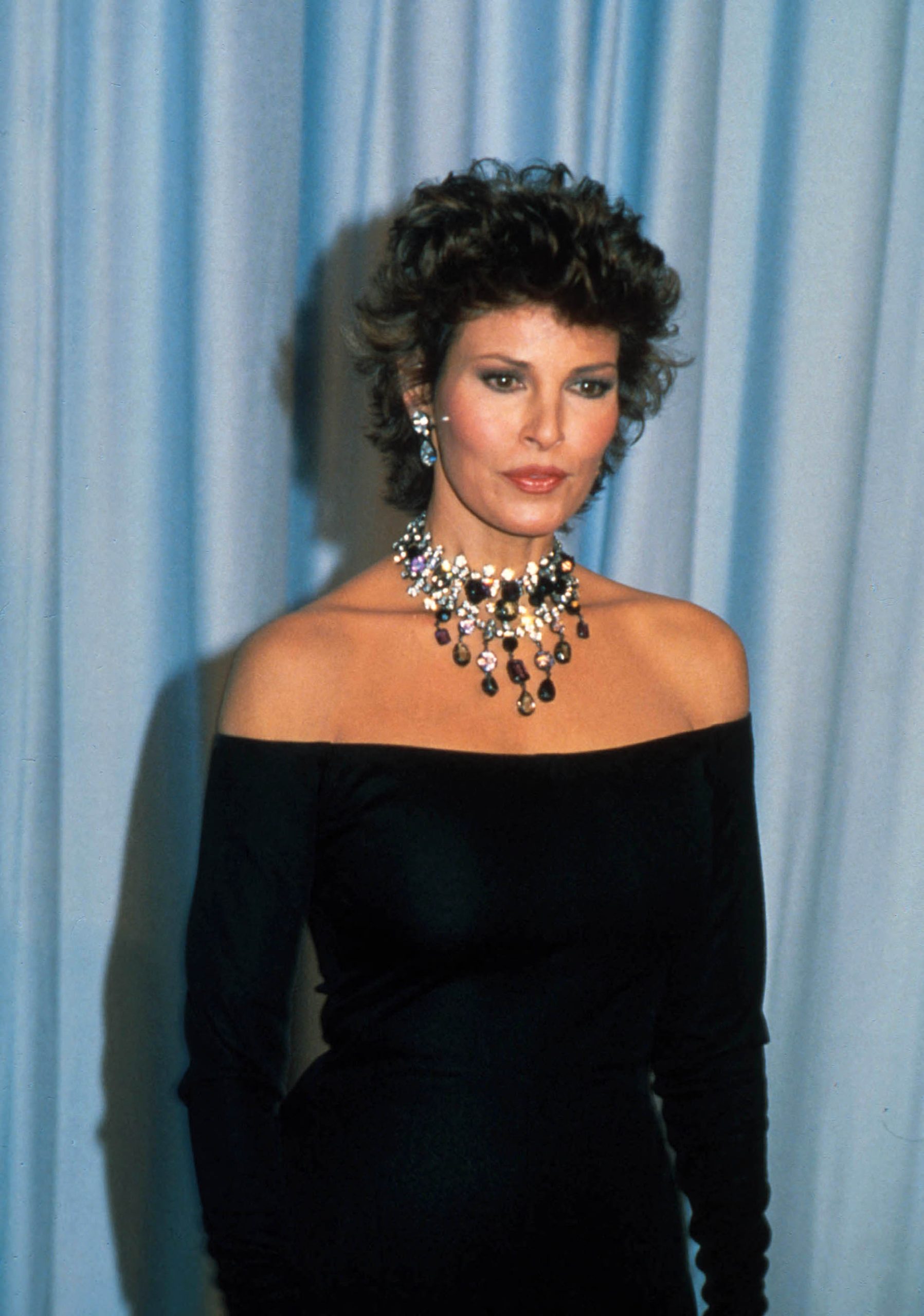 Raquel Welch Reportedly Died After Suffering Cardiac Arrest