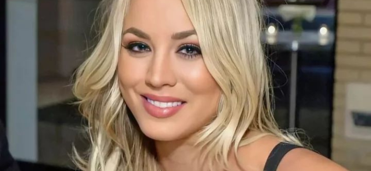 Kaley Cuoco Highlights 'Fantastic Figure' In Braless Dress