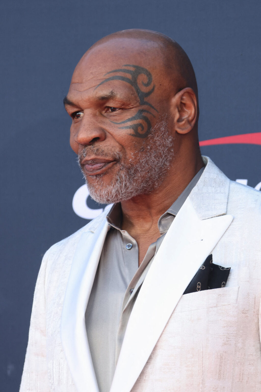 Mike Tyson Sparks Fan Concern Following Medical Emergency