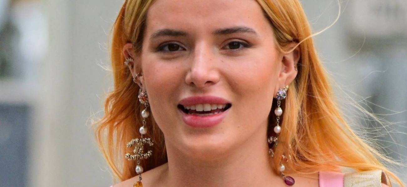 Bella Thorne In Hello Kitty Bikini Brings Swimwear 'Bonus'