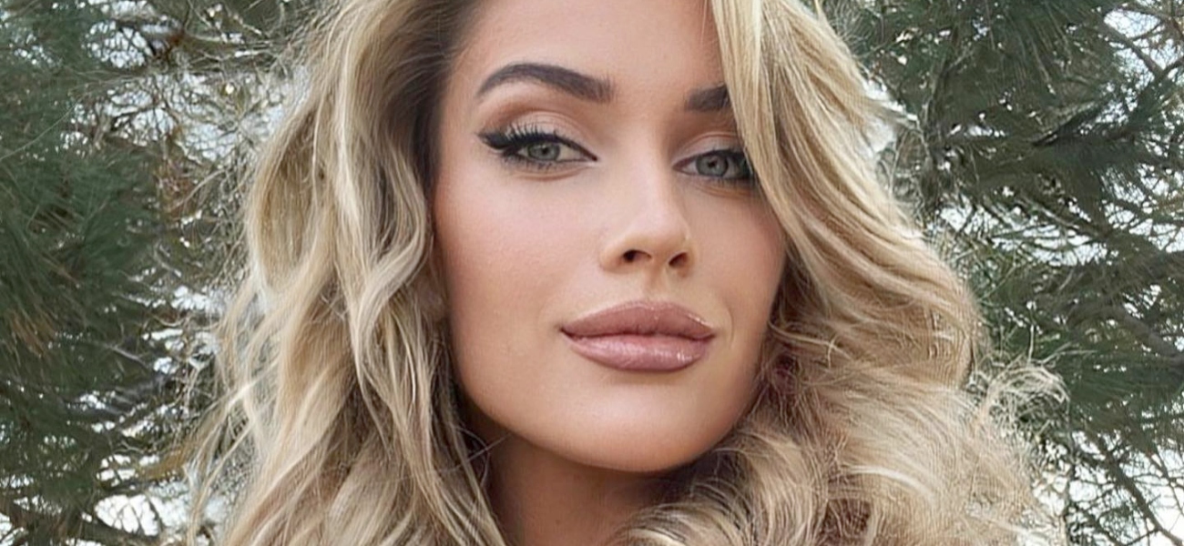 Paige Spiranac In Spandex Shows Outfit That's 'Not Restricting'