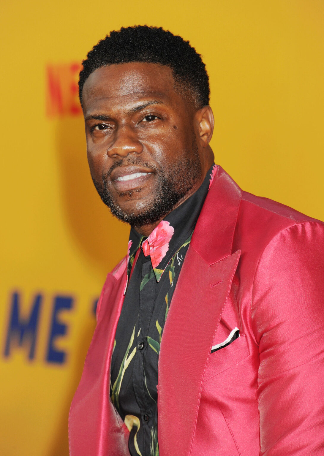 Henry Cavill Joins Kevin Hart In Netflix Spy Comedy - Blast The Radio