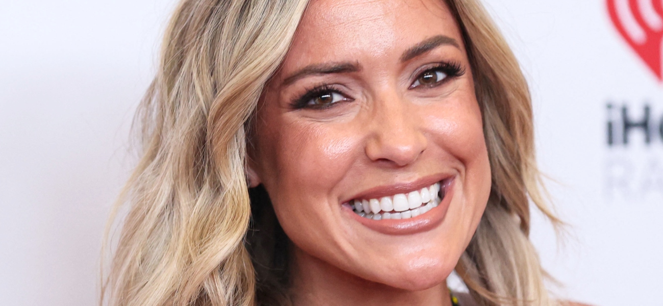 Kristin Cavallari 'A Smoke Show' In Snakeskin Bikini