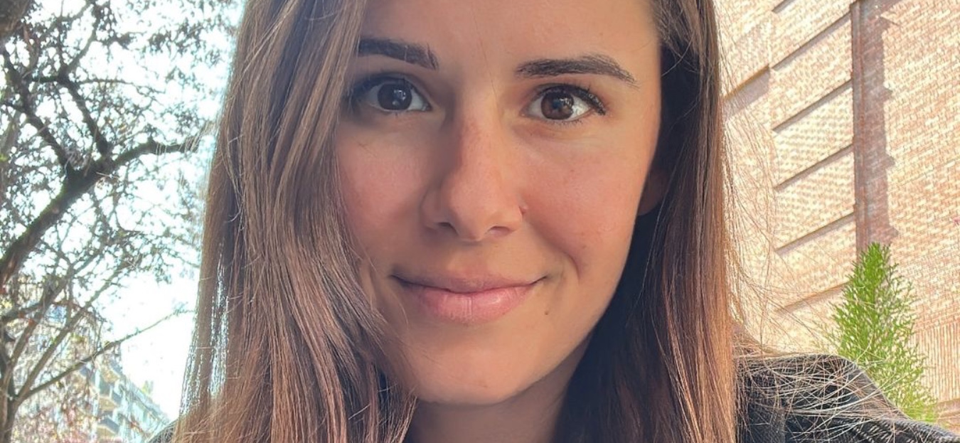 Speed Skater Alexandra Ianculescu Inspires In Cheeky Bikini Snap