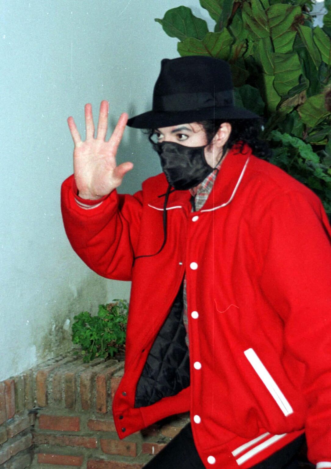 Michael Jackson's Accuser Shouts Out Sexual Abuse Survivors