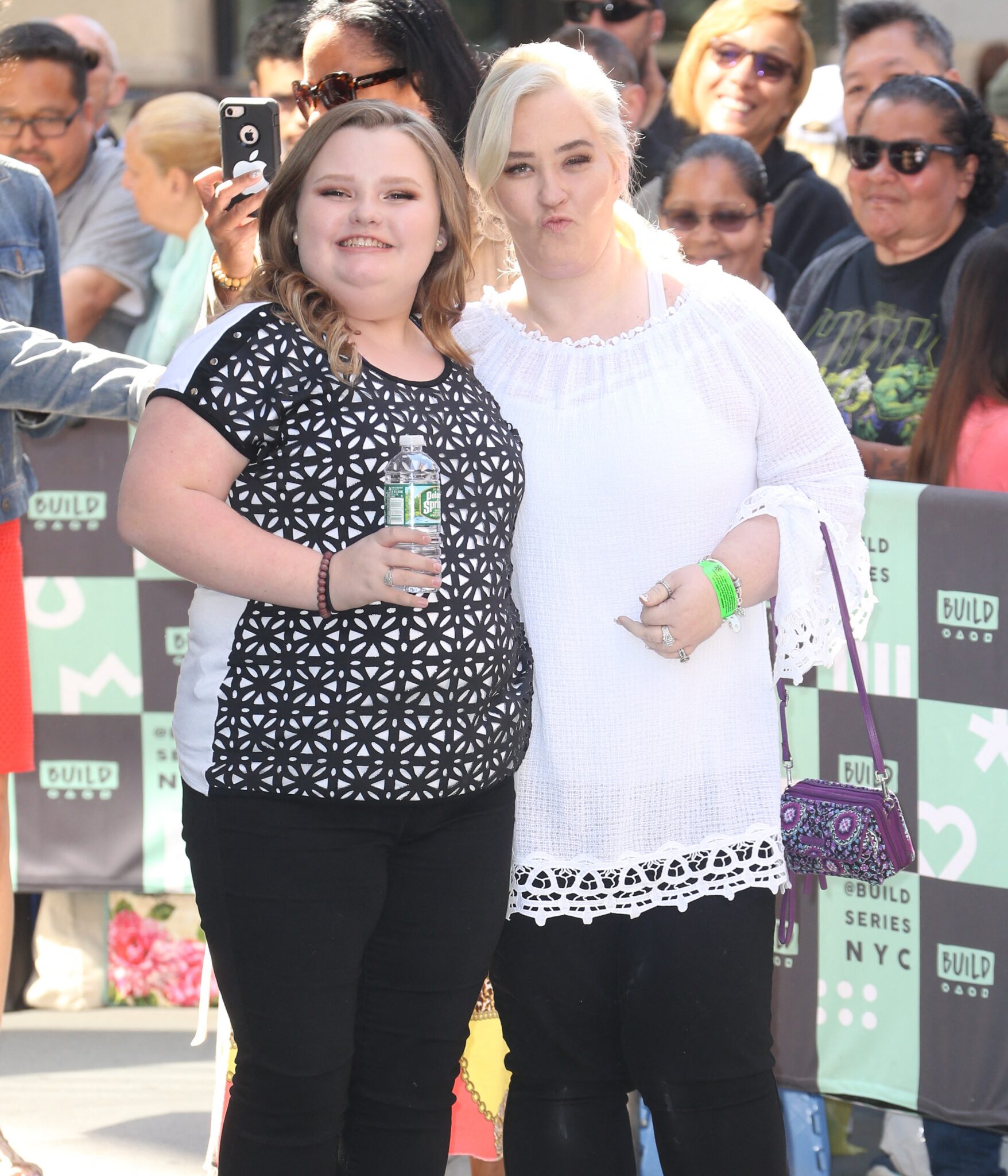 Mama June Painfully Remembers Daughter's Death 2 Years Later