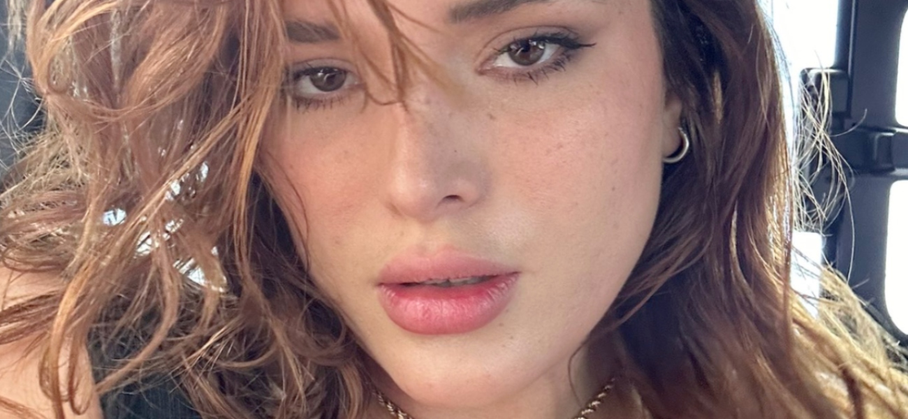 Bella Thorne In Bikini Proves She's One Of The 'Sexiest Redheads In ...