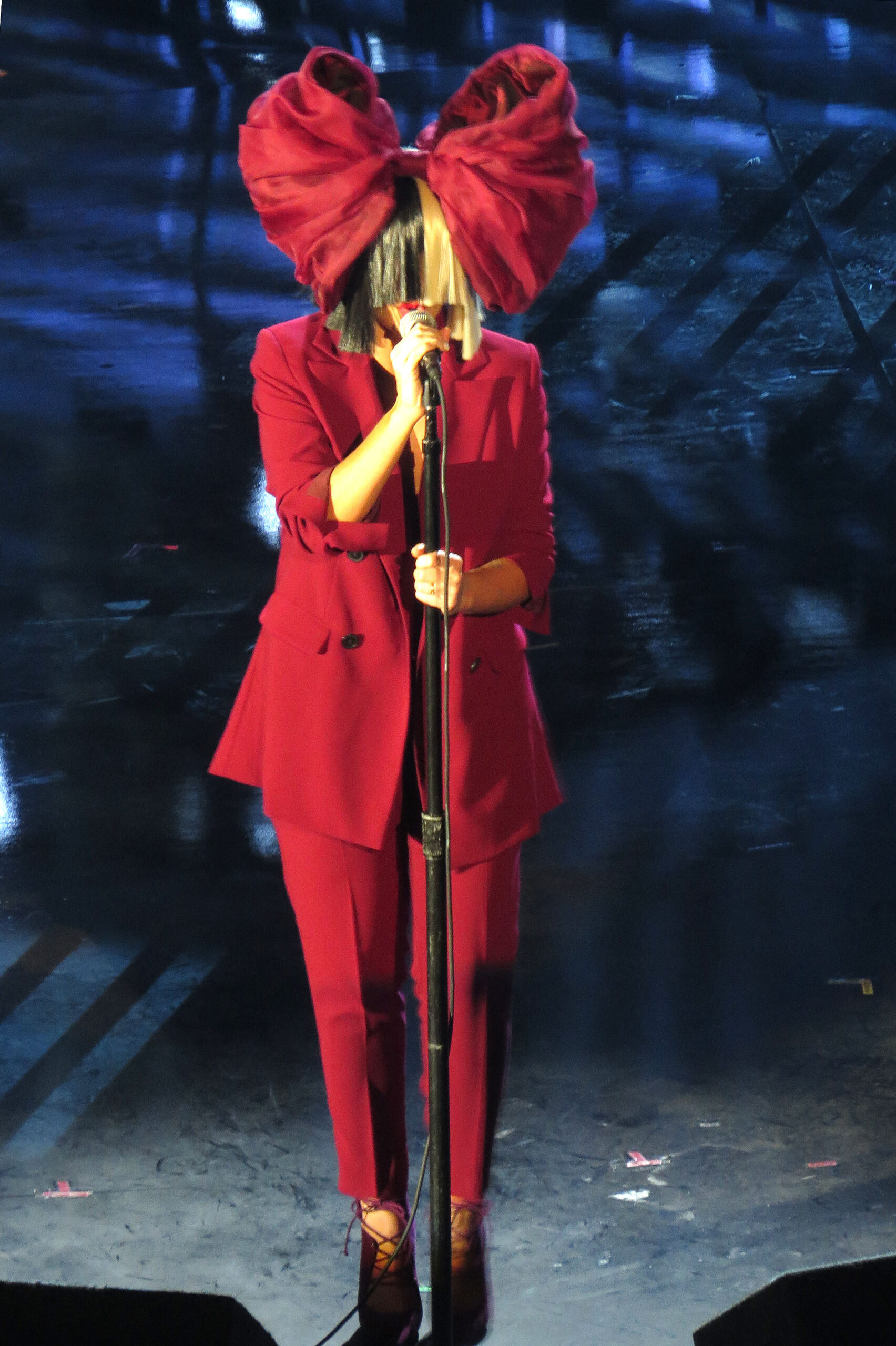 Singer Sia Archives - The Blast