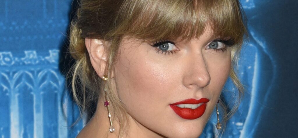 Taylor Swift Stays Hidden As Travis Kelce Shines In NYC