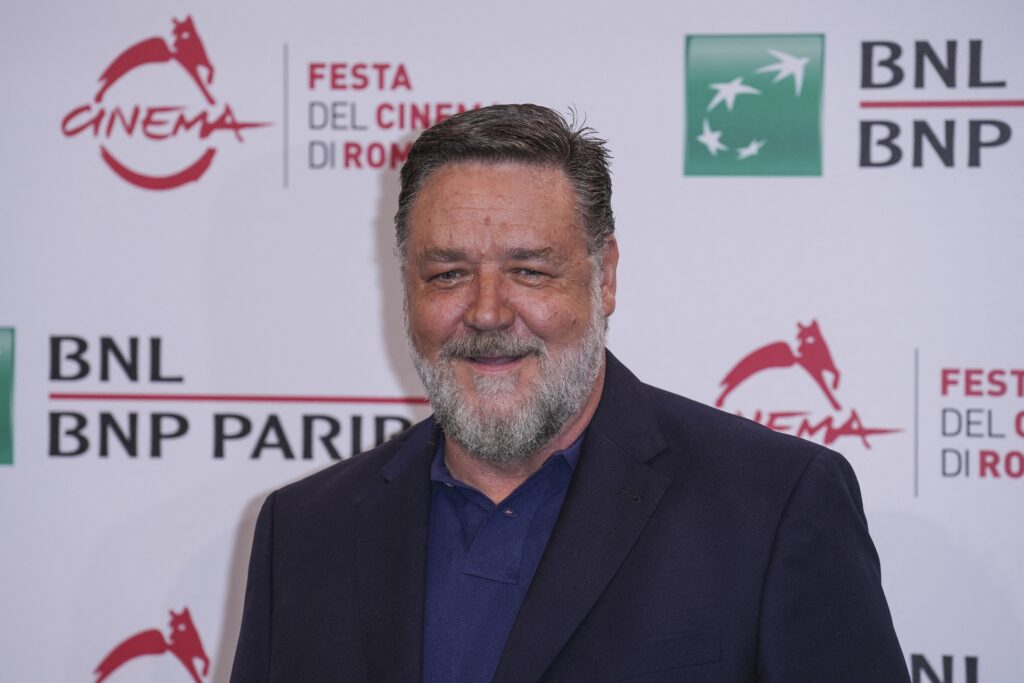 Russell Crowe Asks ‘What’s Your Problem?’ As He Defends Viral Foul ...