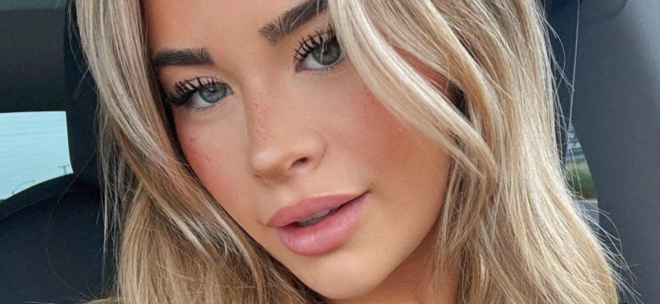 Emily Elizabeth Highlights Her 'Puppies' In String Bikini